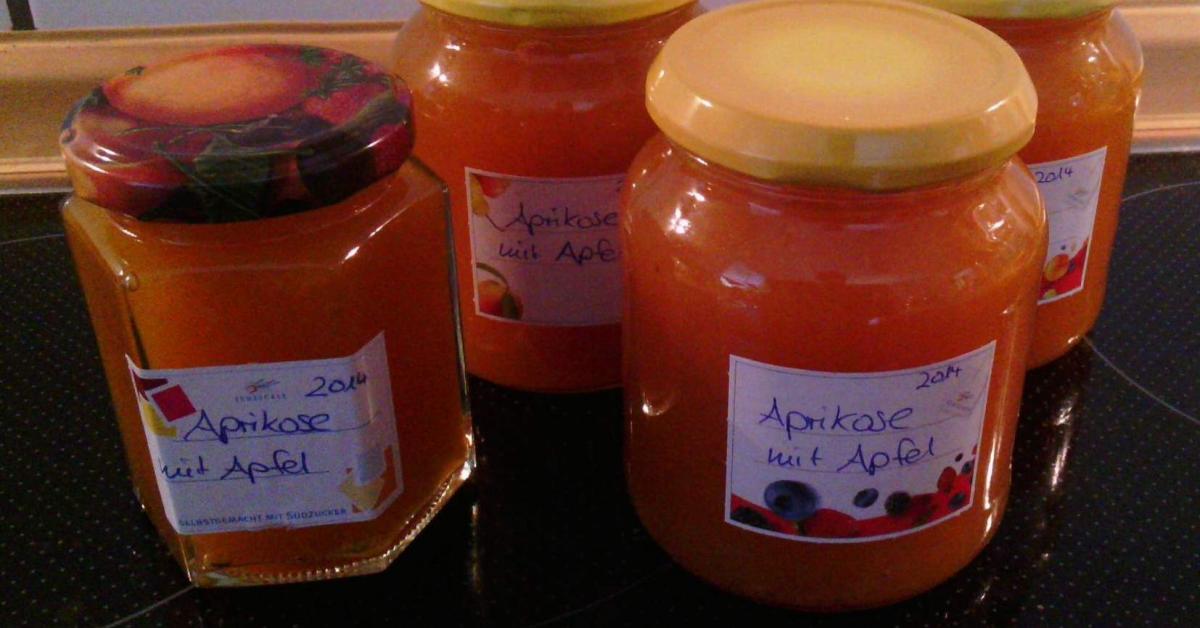 Aprikose trifft Apfel (Aprikosenmarmelade mit Apfel) von happy77. Ein ...