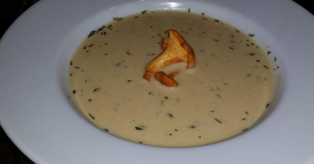 Pfifferling Rahm Suppe von . Ein Thermomix® Rezept aus der Kategorie ...