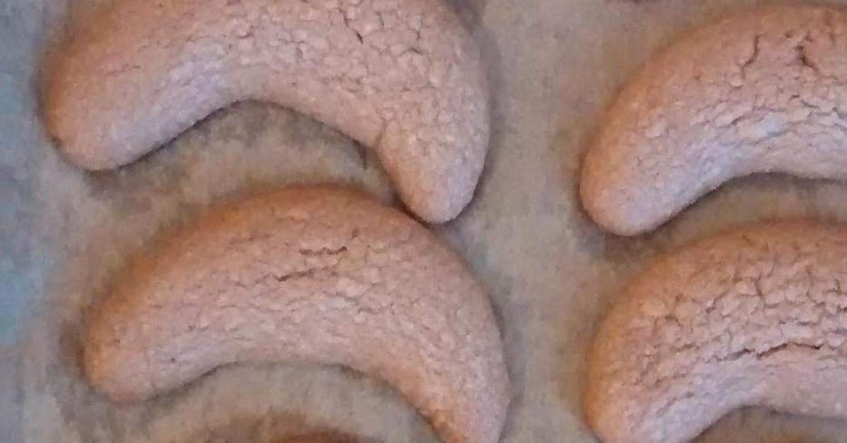 Nugat-Kipferl / Nougat-Kipferl von happy77. Ein Thermomix® Rezept aus ...