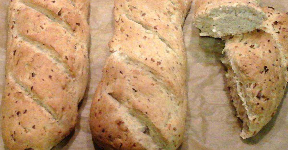 3 kleine Zwiebelbrote von CaReFi. Ein Thermomix® Rezept aus der ...